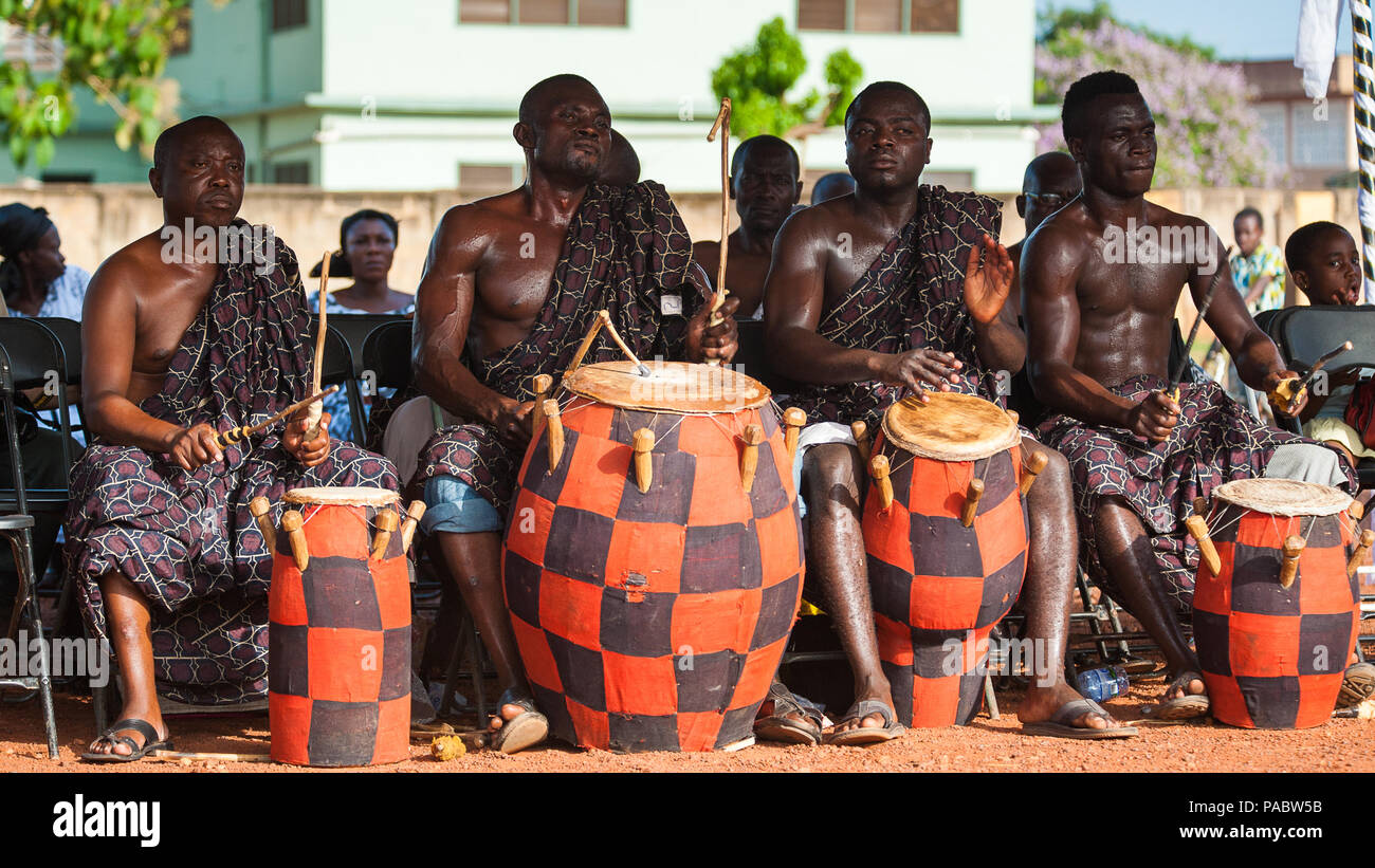 GHANA - MARCH 3, 2012: Unindentified Ghanaian local musicians make the ...