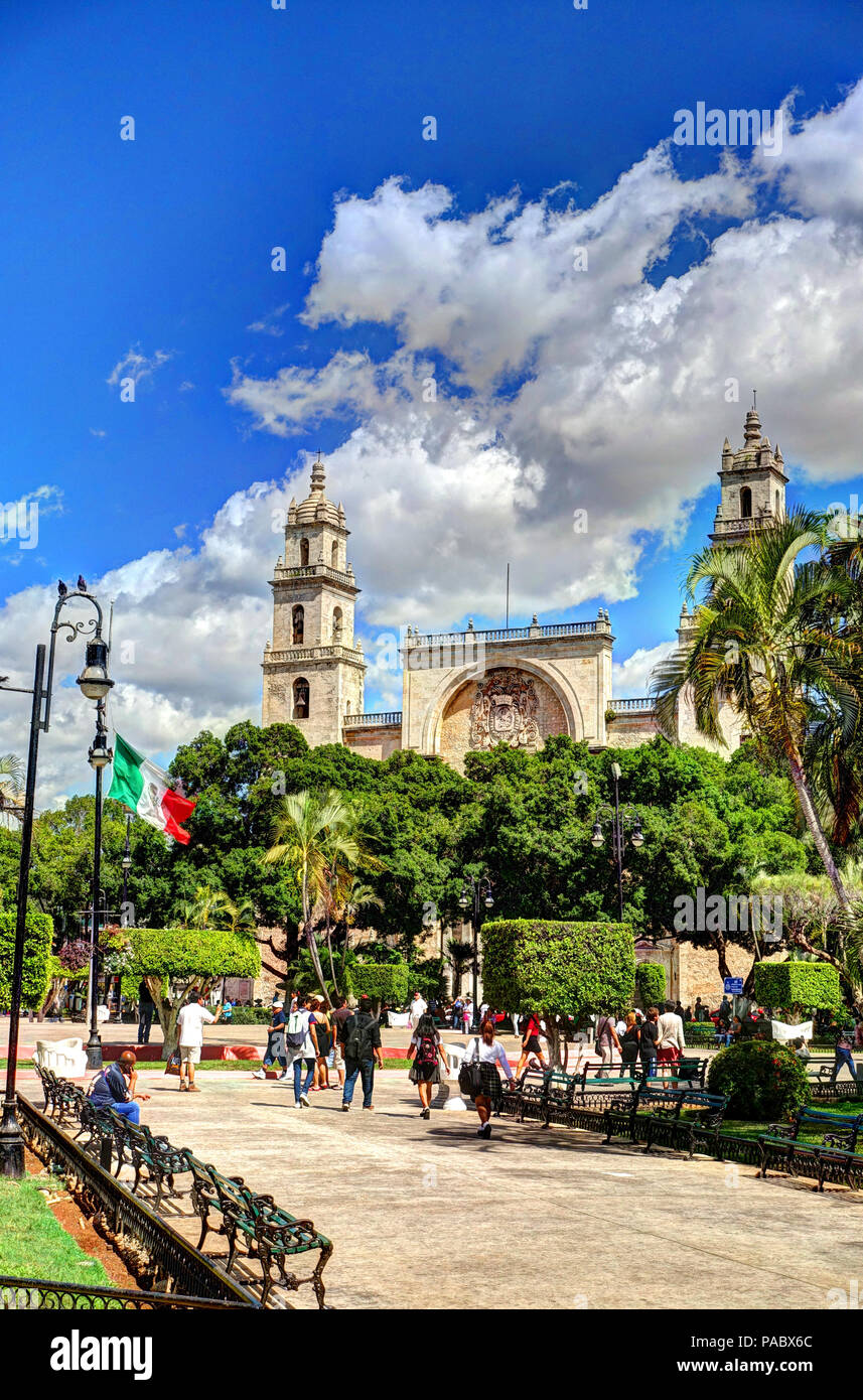 Merida mexico architecture sunset hi-res stock photography and images ...