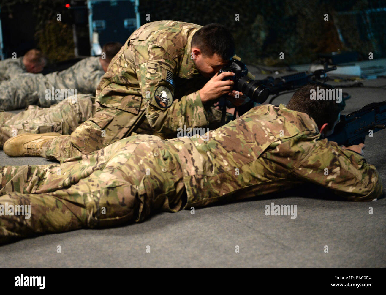 Lens military activities hi-res stock photography and images - Alamy
