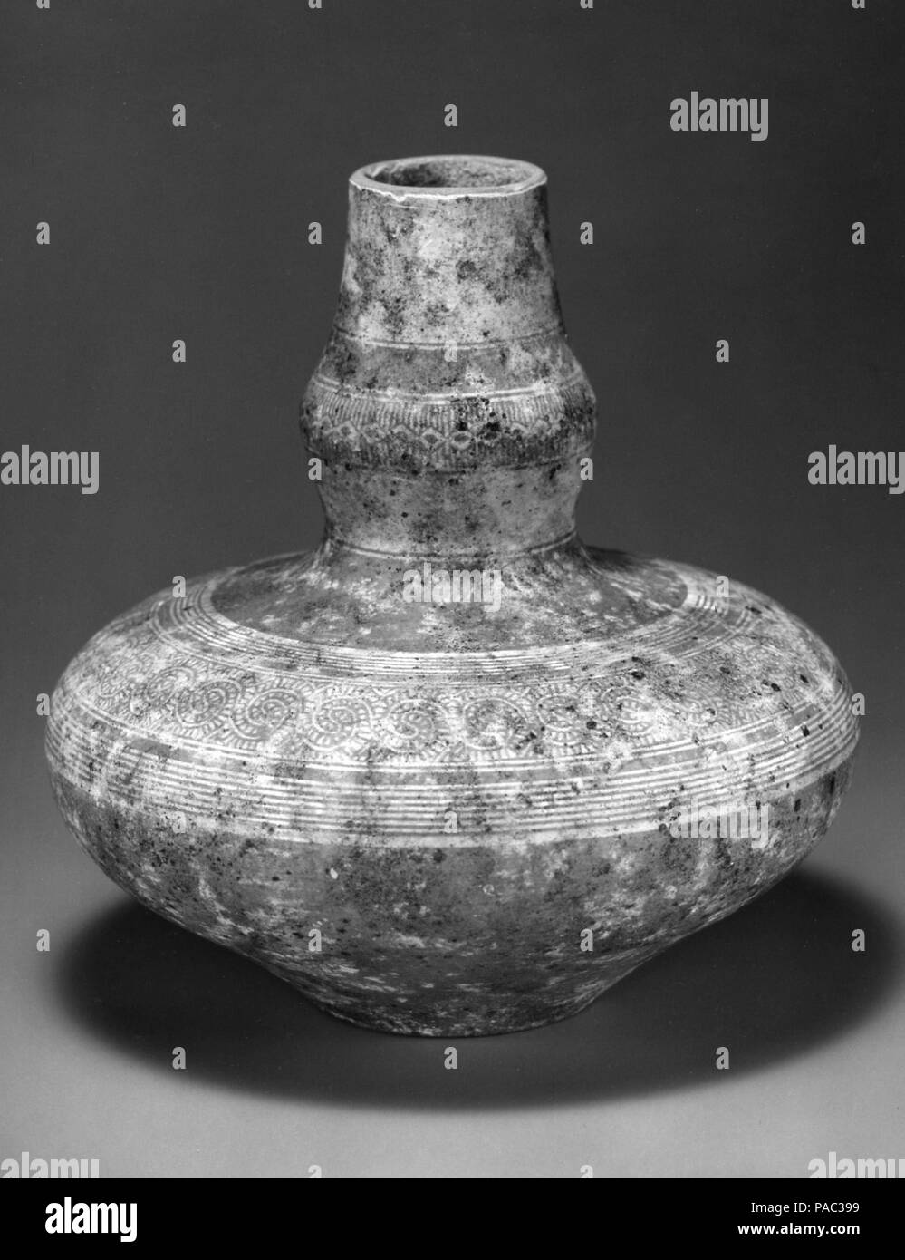 Neck culture Black and White Stock Photos & Images - Alamy