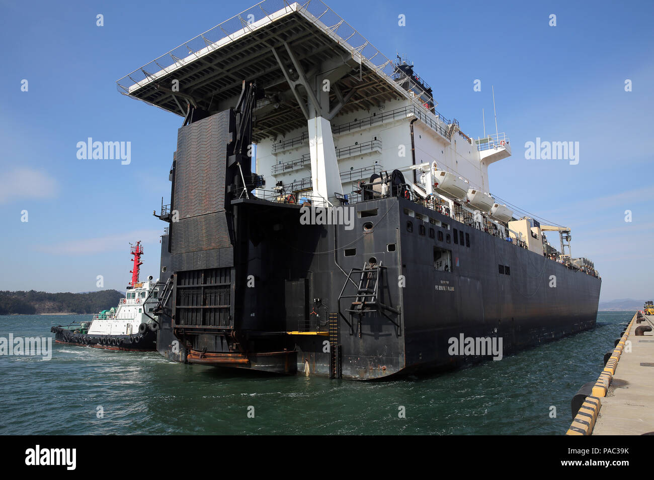 Mpf ship hi-res stock photography and images - Alamy