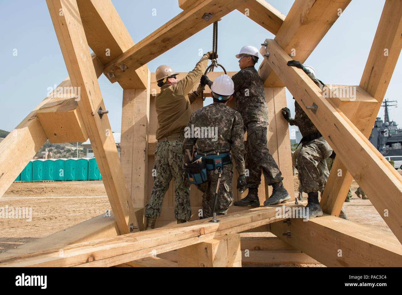 160307-N-HA376-130 BUSAN, Republic of Korea (March 3, 2016) - U.S. Navy ...