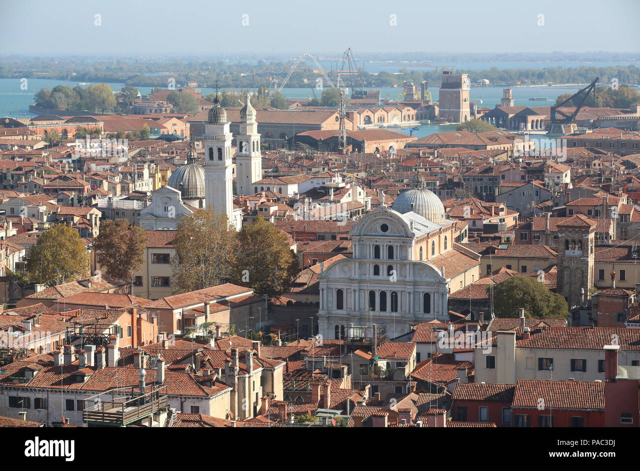 Venetian tourism industry hi-res stock photography and images - Alamy