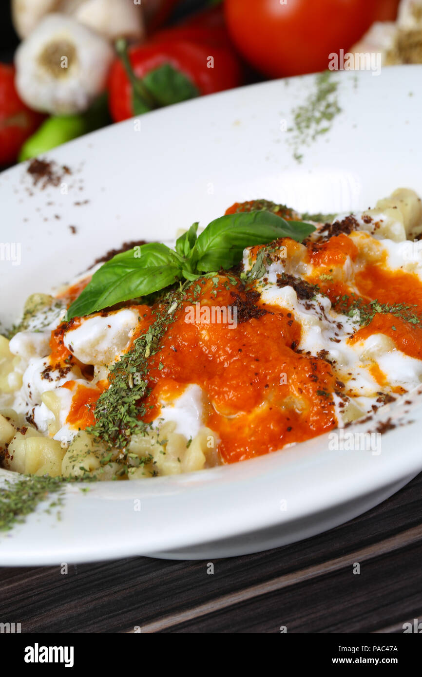 Traditional Turkish Food Manti Ravioli with Yoghurt Stock Photo - Alamy