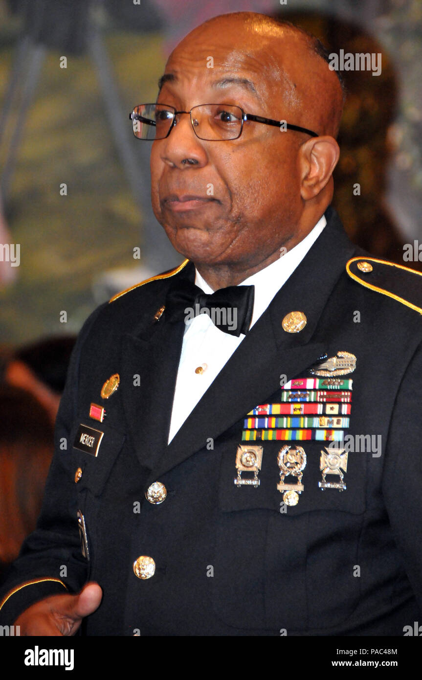 Command Sgt. Maj. Willoughby K. Mercer addresses Soldiers, family and ...