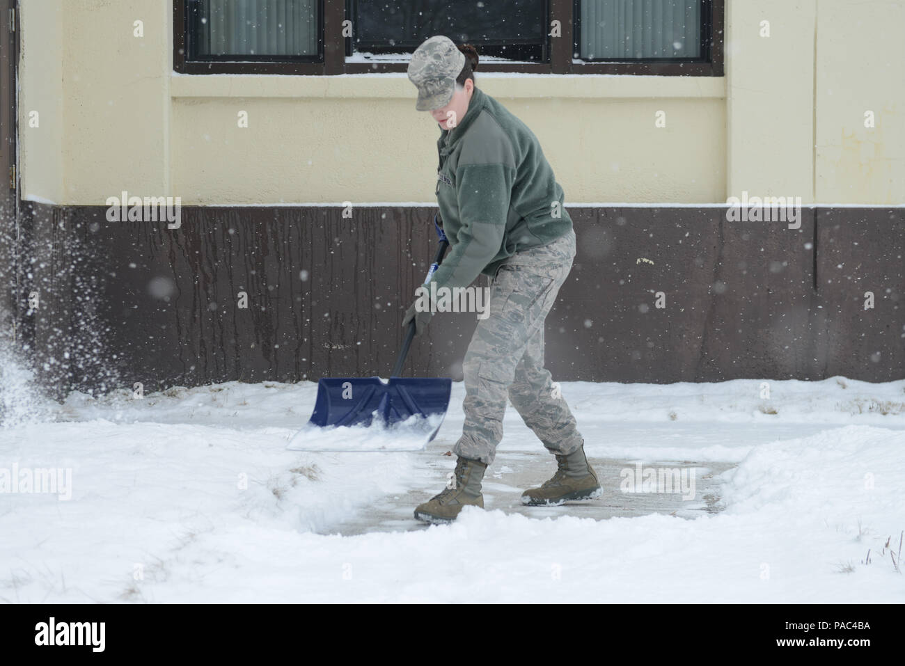 Unsafe work conditions hi-res stock photography and images - Alamy