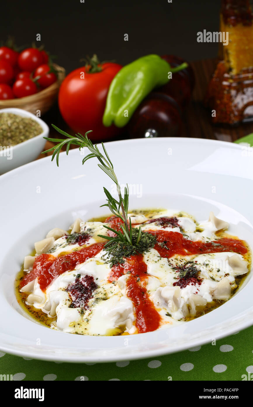 Traditional Turkish Food Manti Ravioli with Yoghurt Stock Photo - Alamy