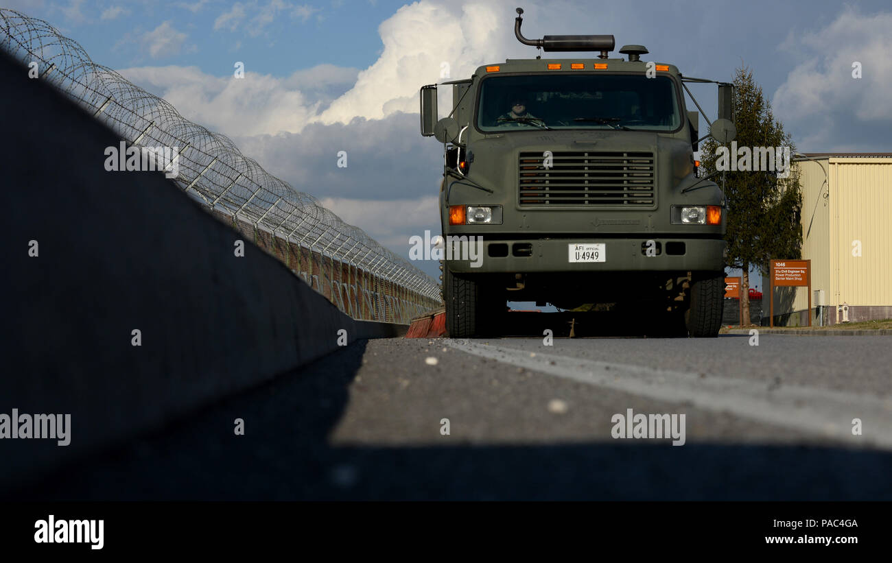 Staff Sgt. Lee Thorpe, 31st Civil Engineer Squadron heavy equipment ...