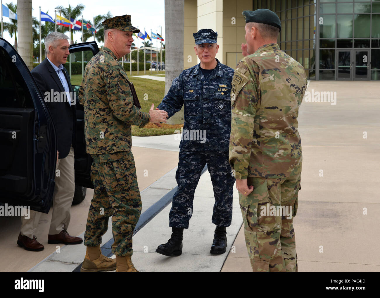 Chairman of the Joint Chiefs of Staff, Gen. Joseph Dunford, USMC, left ...