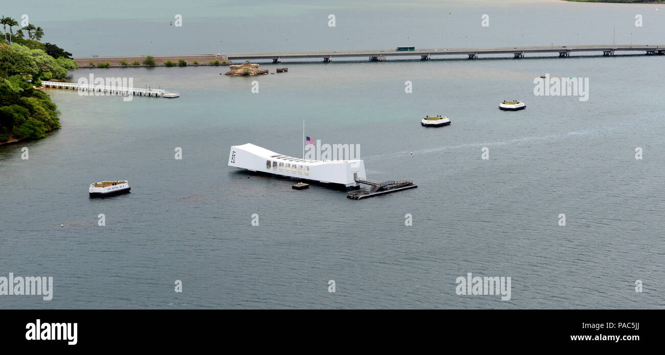 Uss arizona memorial aerial hi-res stock photography and images - Alamy