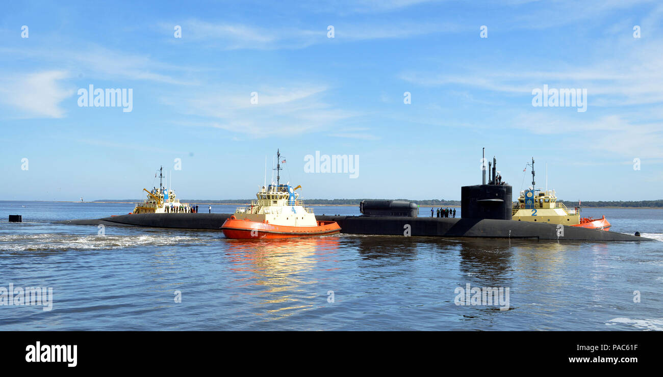 Ohio class guided missile submarine uss georgia ssgn 729 hi-res stock ...