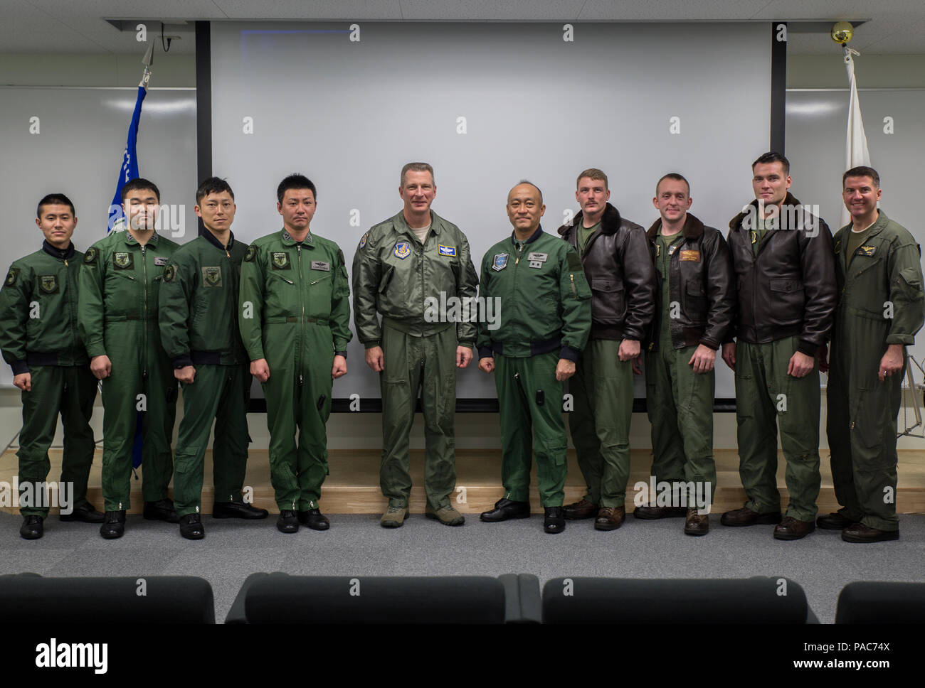Marine fighter attack squadron314 hi-res stock photography and images ...