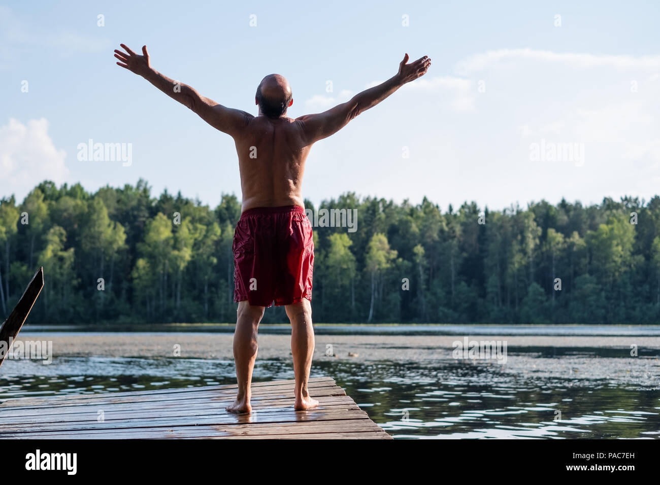 Man standing side view sunlight hi-res stock photography and images - Alamy