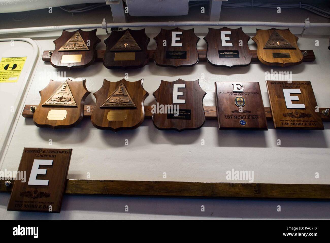 Battle efficiency award hi-res stock photography and images - Alamy