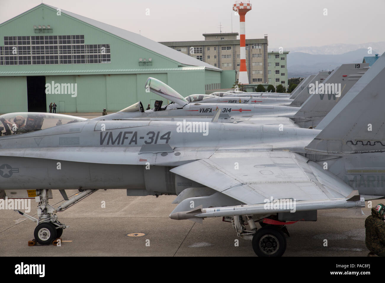 Marine fighter attack squadron314 hi-res stock photography and images ...