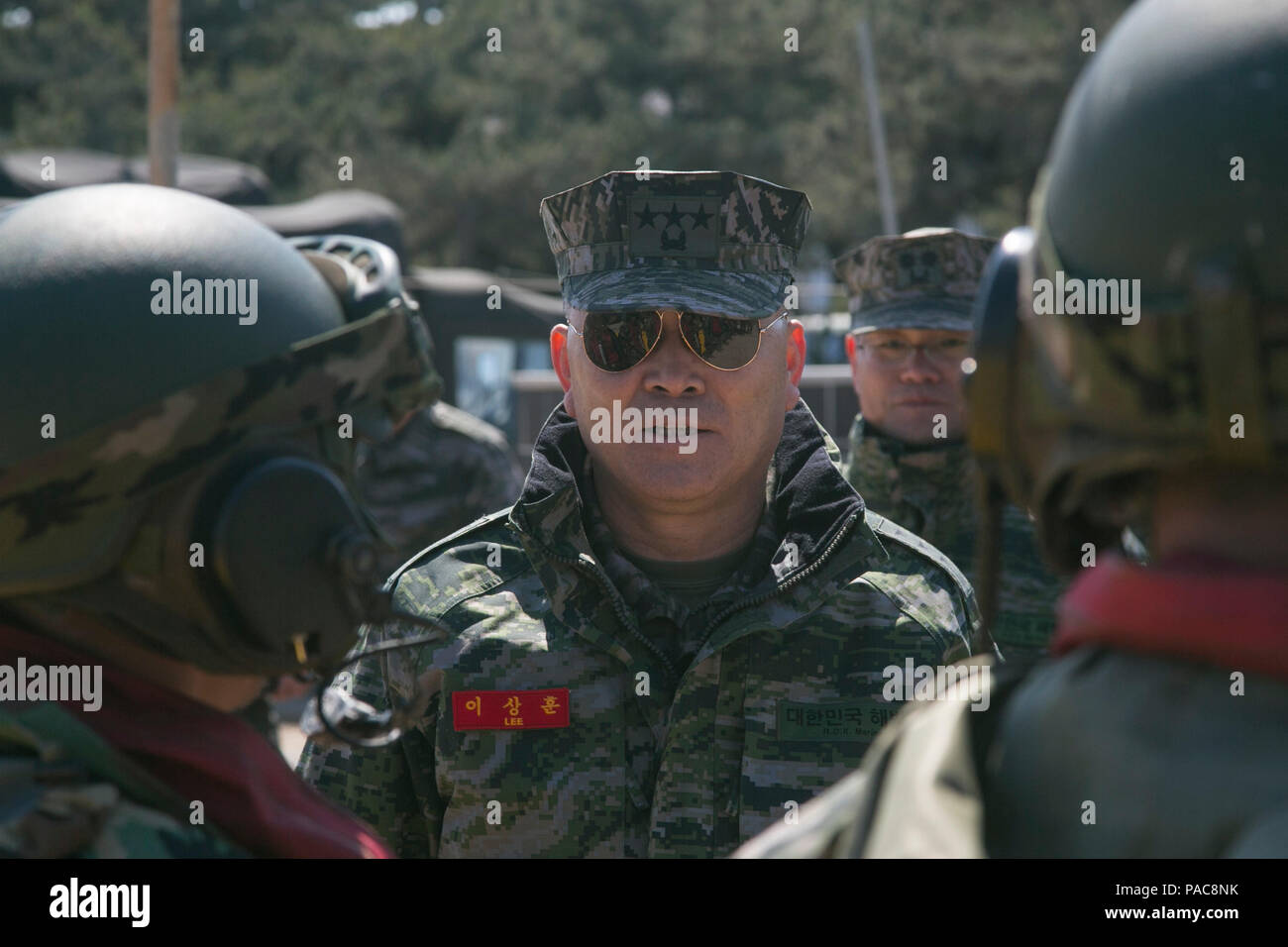 Lt. Gen. Sang-Hoon Lee, commandant of the Republic of Korea Marine ...