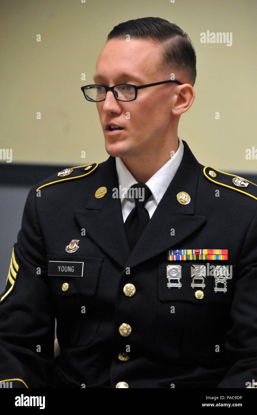 Staff Sgt. Joseph Young, assigned to the U.S. Army Reserve's 319th Army ...
