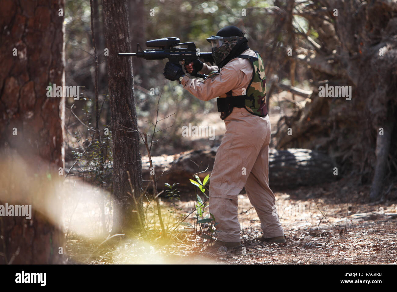 Associated challenge course hi-res stock photography and images - Alamy