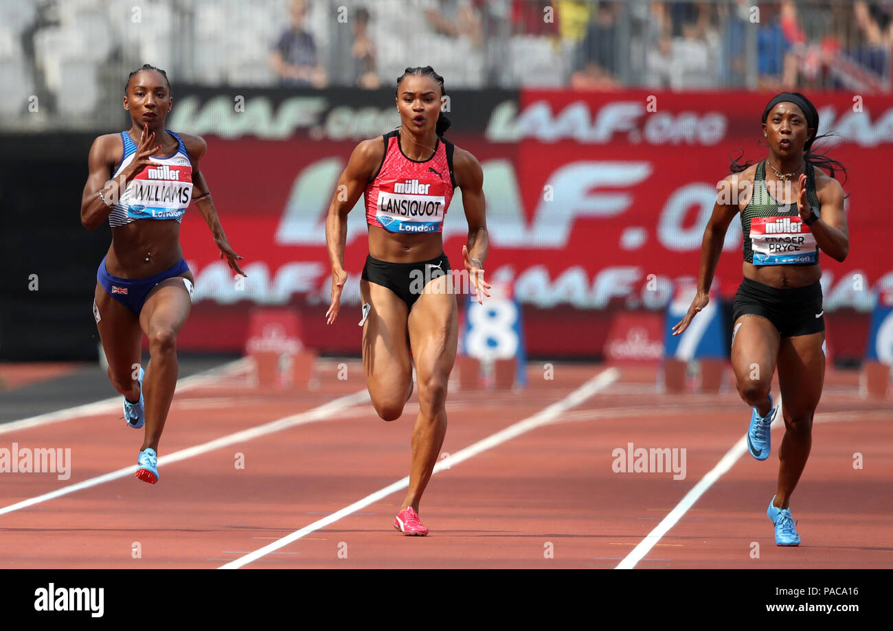 Jamaica's Shelly-Ann Fraser-Pryce (right) wins the Women's 100m ...