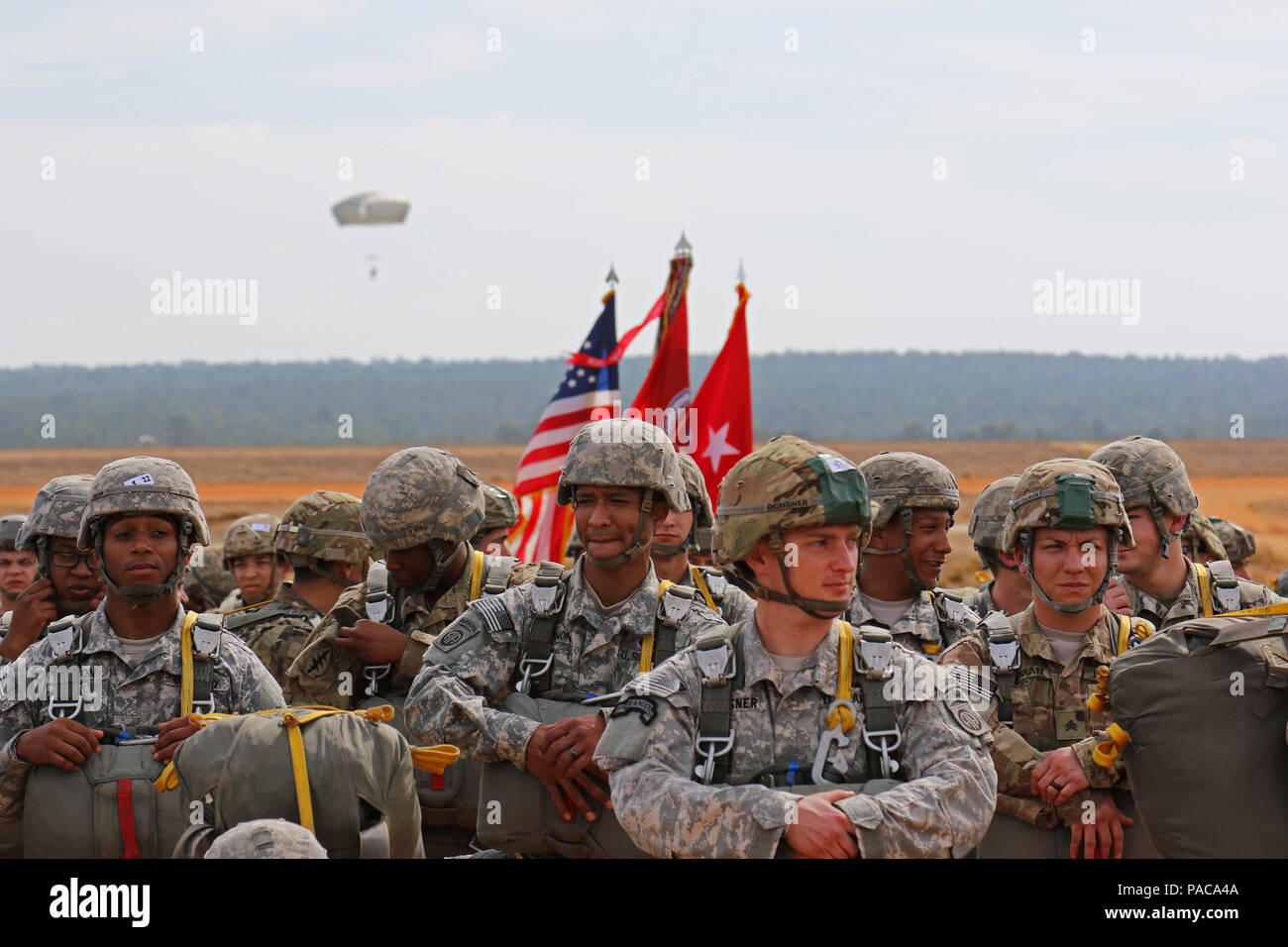 Eighty-two Paratroopers participate in a mass reenlistment ceremony ...