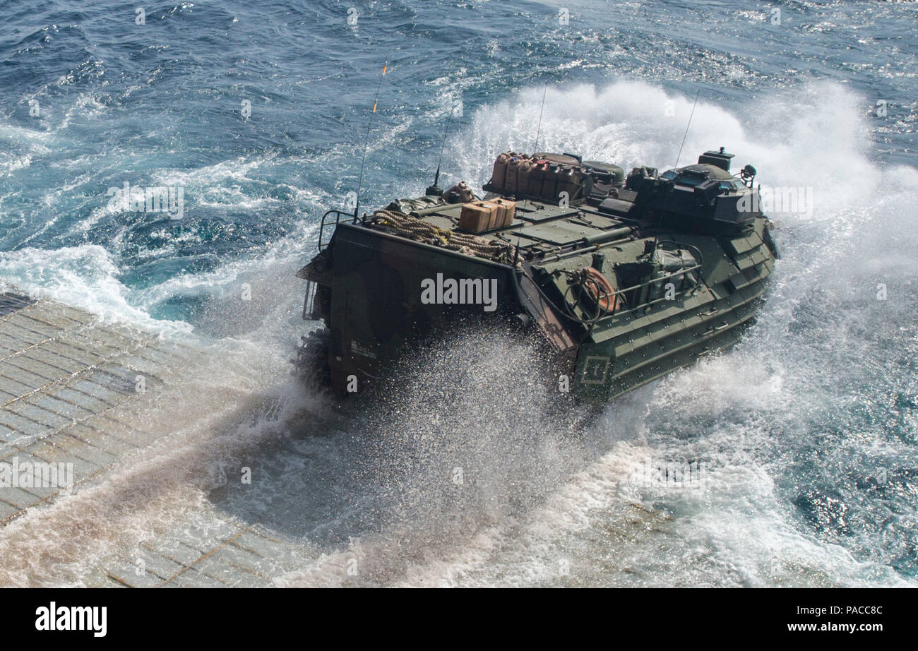 Yong gate hi-res stock photography and images - Alamy