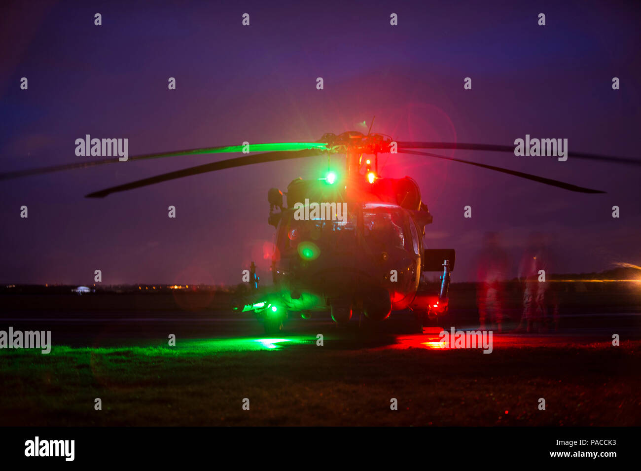 Helicopter refueling machine hi-res stock photography and images - Alamy