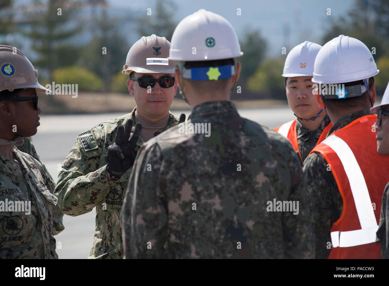 U s navy builder 1st class hi-res stock photography and images - Alamy