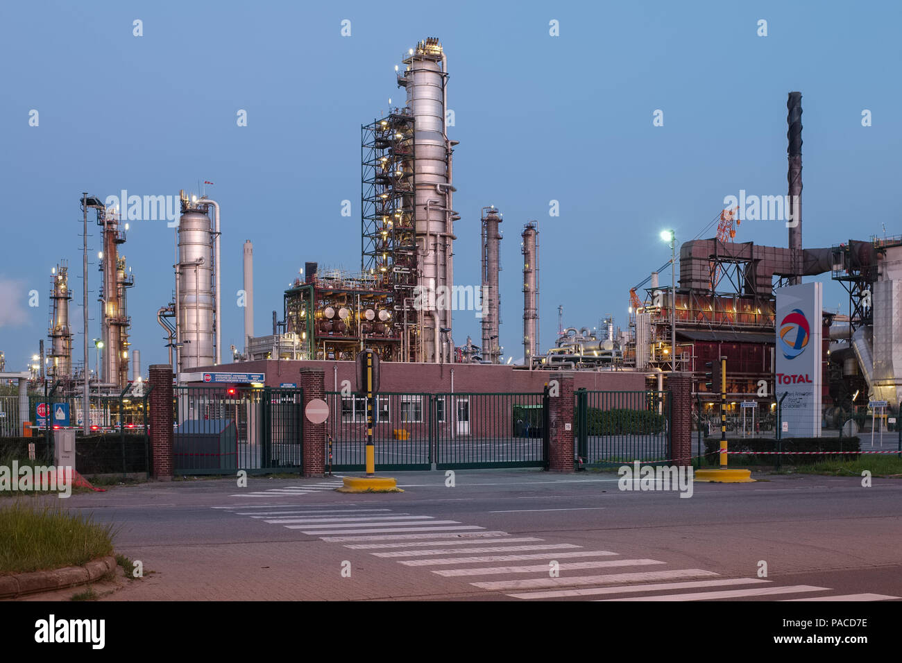 Plant of French company Total in the Port of Antwerp Stock Photo - Alamy