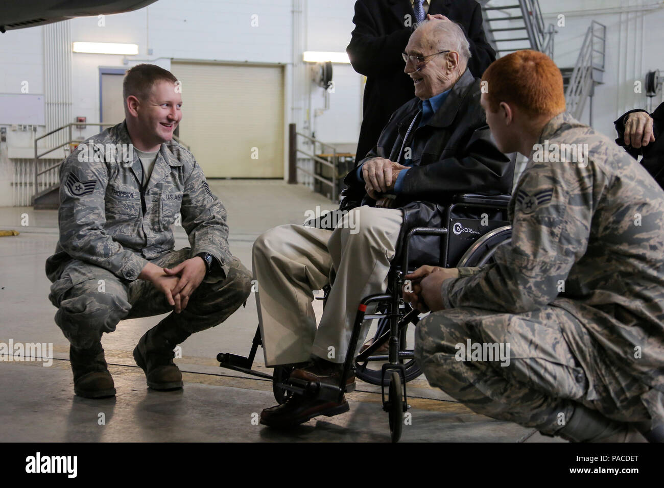 U.S. Air Force Staff Sgt. Ryan Thompson, left, and Senior Airman Perry ...
