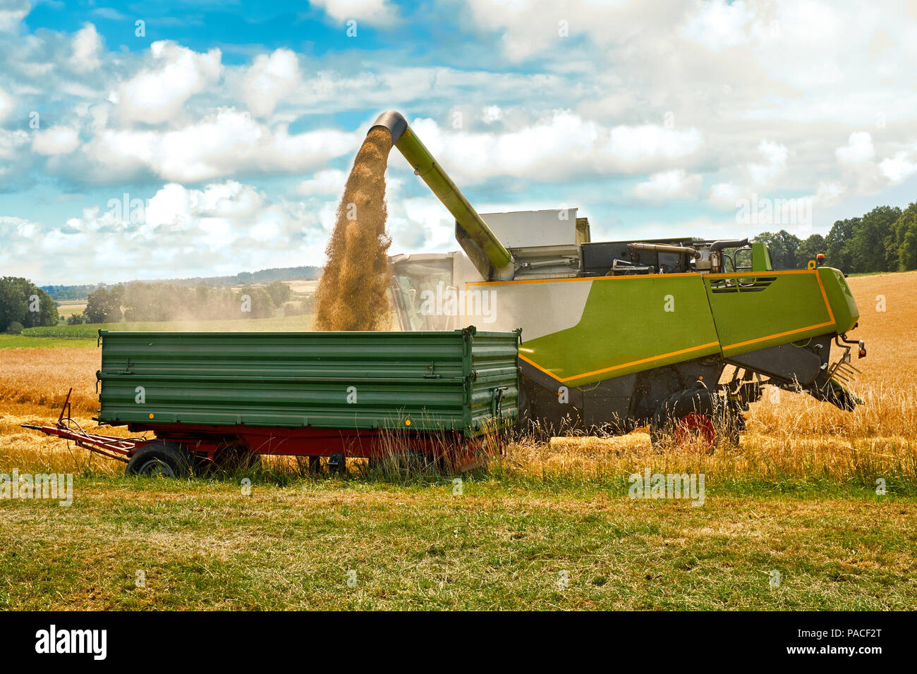 Combine in landscape hi-res stock photography and images - Alamy