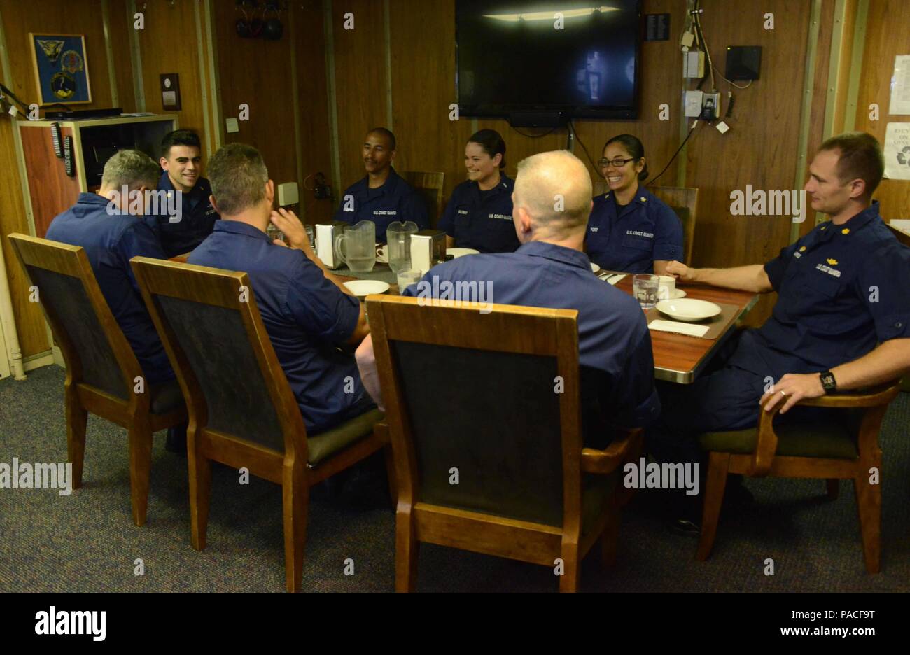 Senior officers wardroom hi-res stock photography and images - Alamy