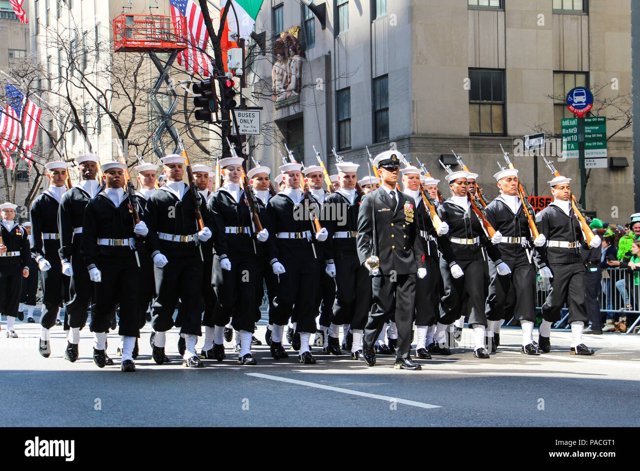 U S Sailors U S Navy Ceremonial High Resolution Stock Photography and Images - Alamy