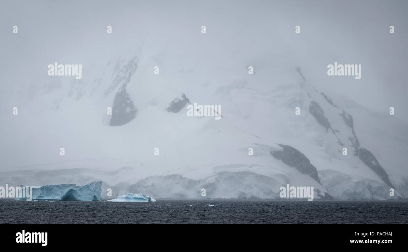 GERLACHE STRAIT ANTARCTICA Stock Photo - Alamy