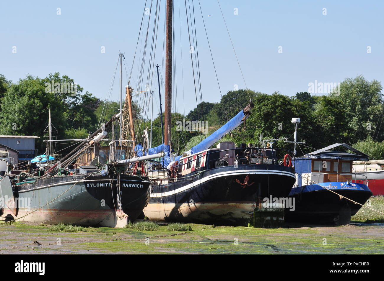 Barges at Pin Mill on the River Deben, Suffolk, UK Stock Photo - Alamy