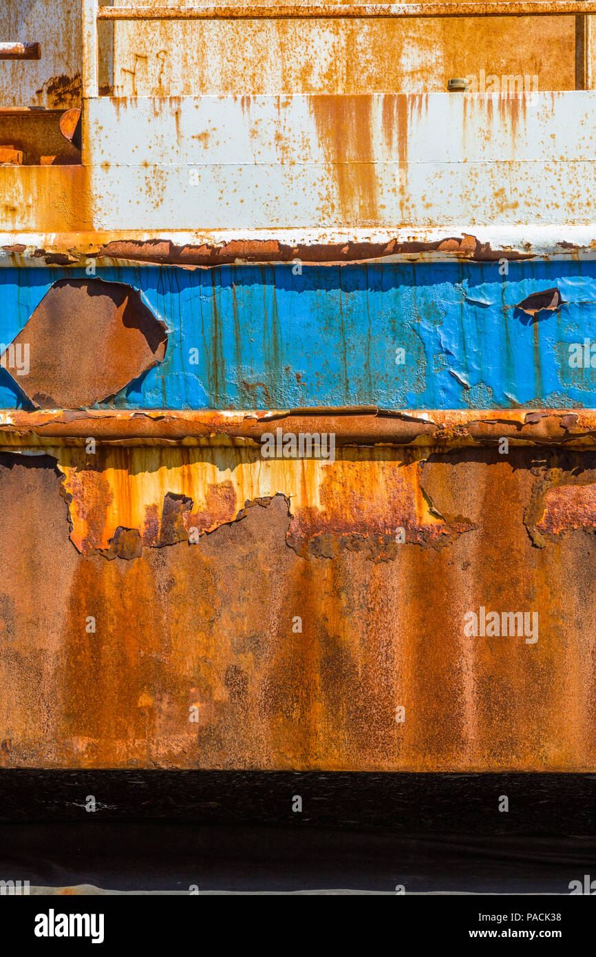 Peeling metal hi-res stock photography and images - Alamy