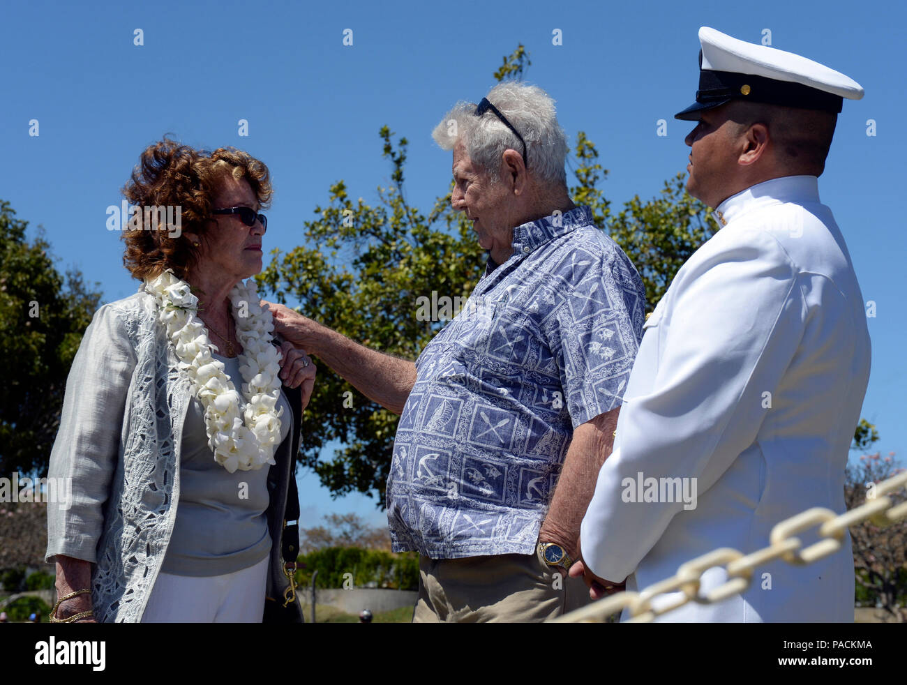160318-N-GI544-234 HONOLULU (March 18, 2016) Ray Emory, president ...