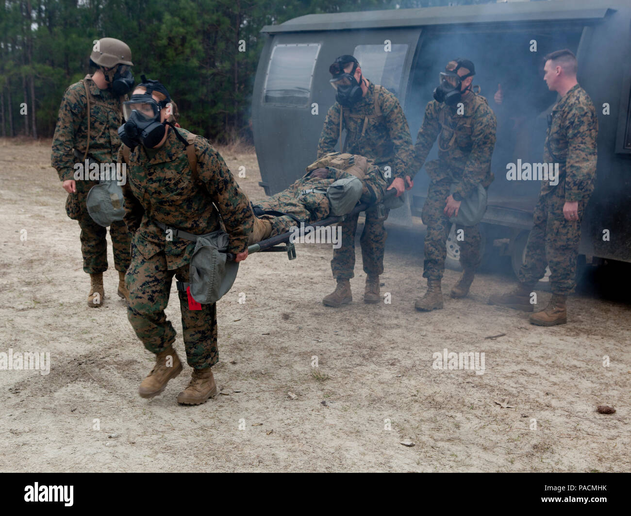 U.S. Navy Corpsmen assigned to Field Medical Training Battalion East ...