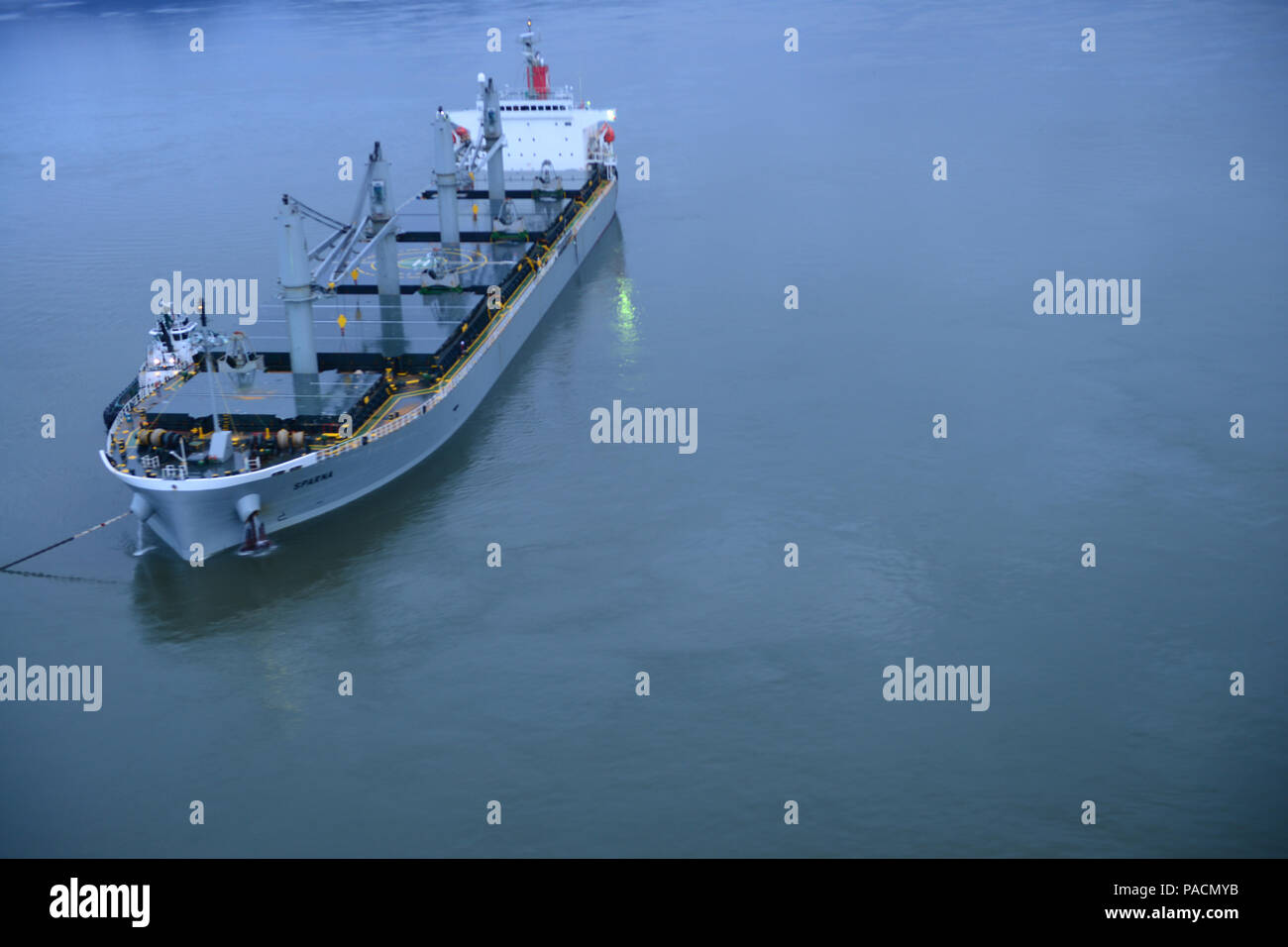 The motor vessel Sparna, a 623-foot Panamanian-flagged bulk carrier ...