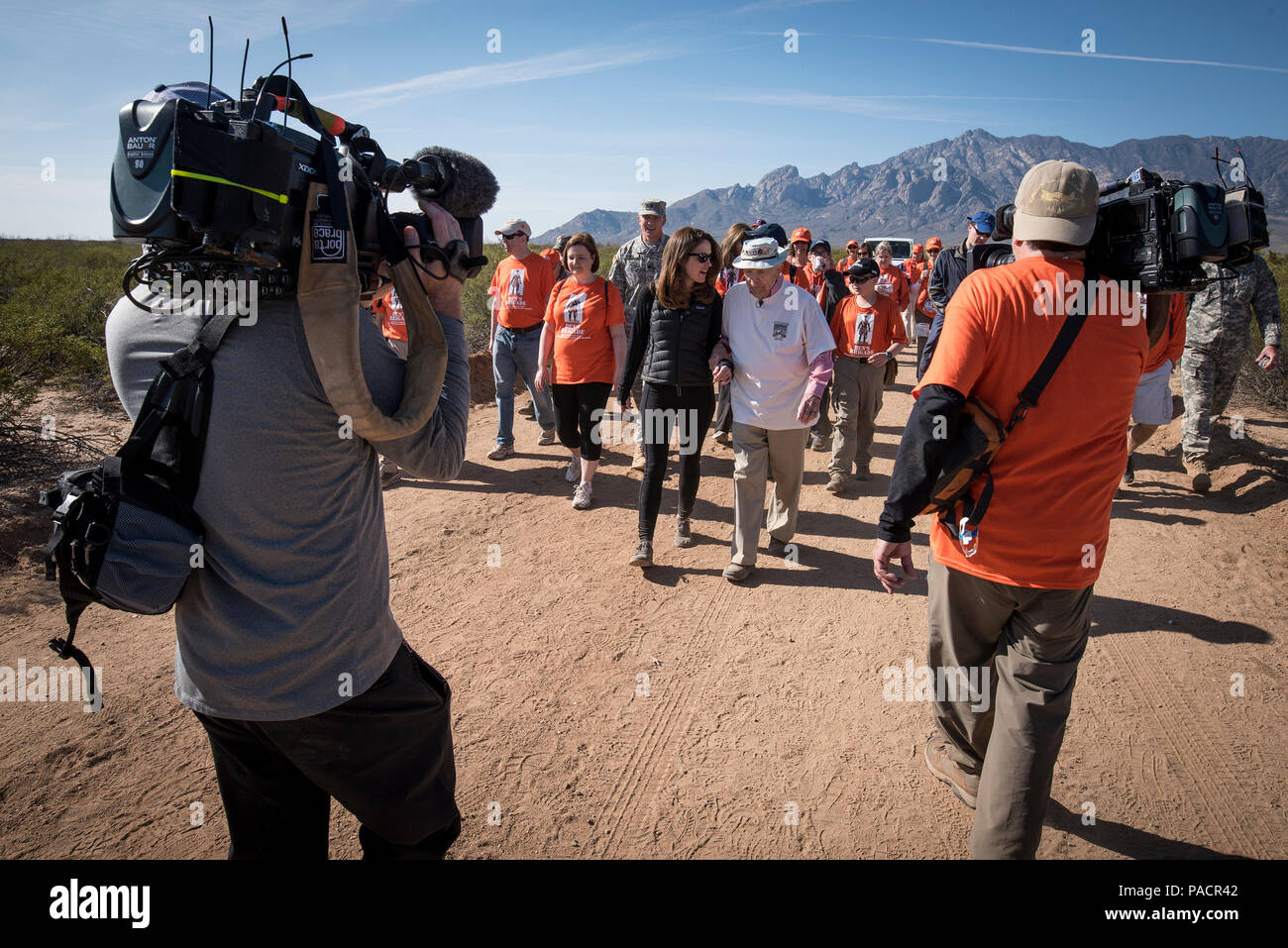 "60 Minutes" correspondent Sharyn Alfonsi interviews retired U.S. Army ...