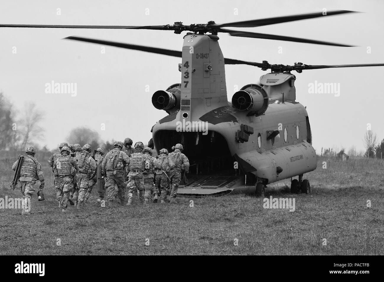 Artillery systems cooperation activities hi-res stock photography and ...