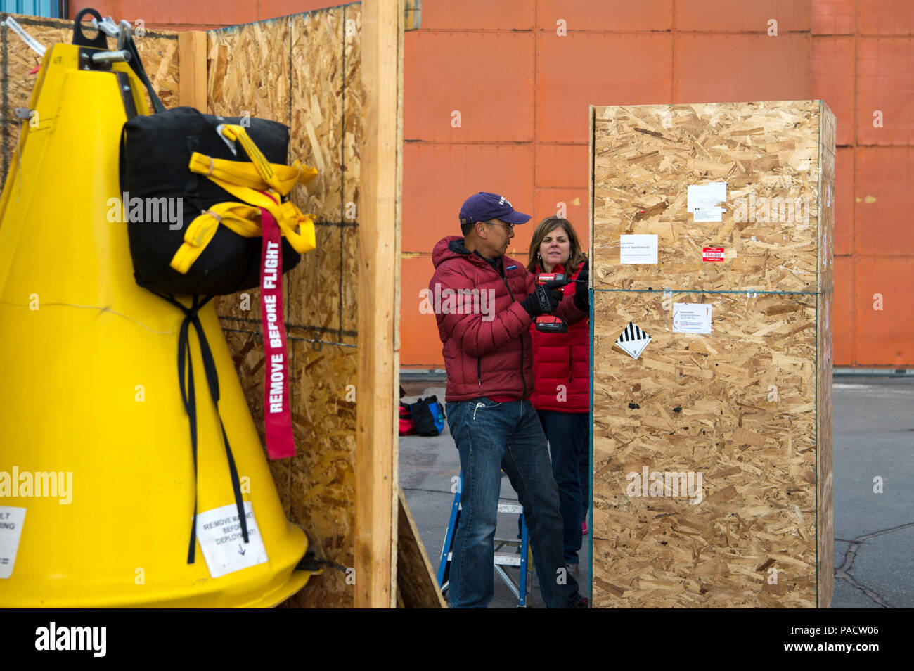 GREENLAND (Aug. 31, 2017) Ignatius Rigor, University of Washington and ...