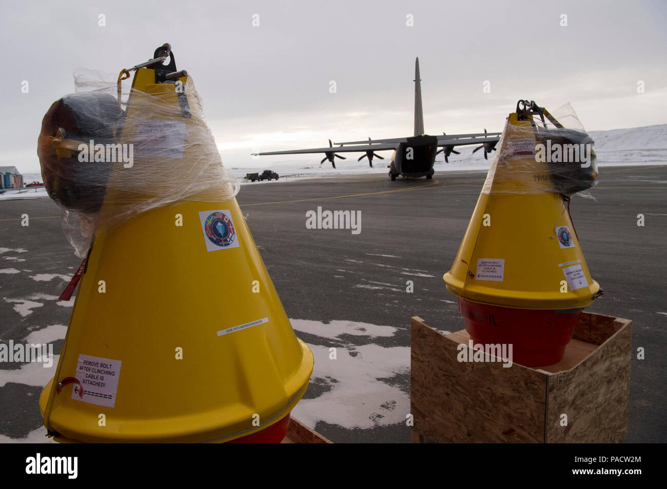 GREENLAND (Sep. 7, 2017) An Air-Deployable Expendable Ice Buoy (AXIB ...