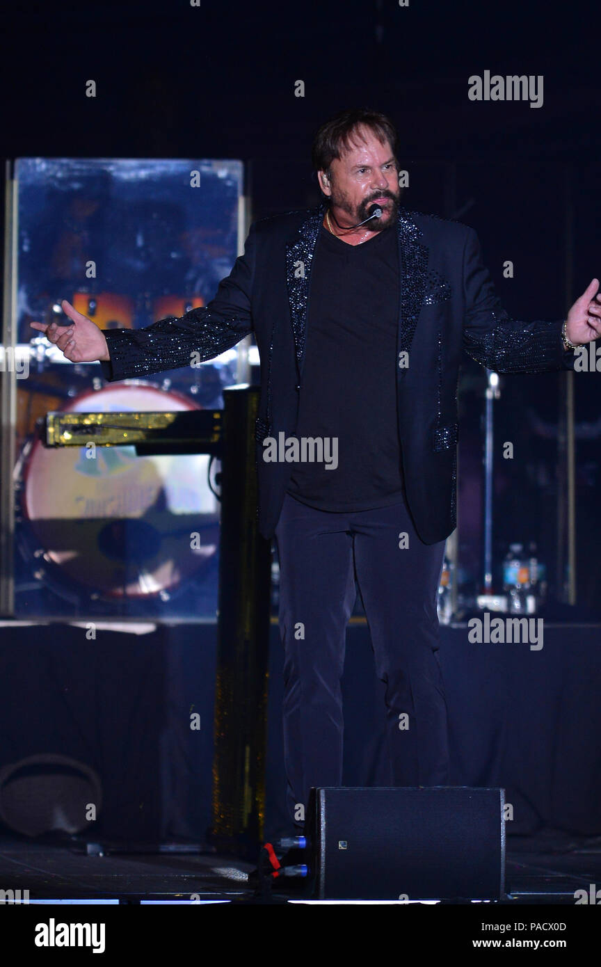 Harry wayne casey hi-res stock photography and images - Alamy