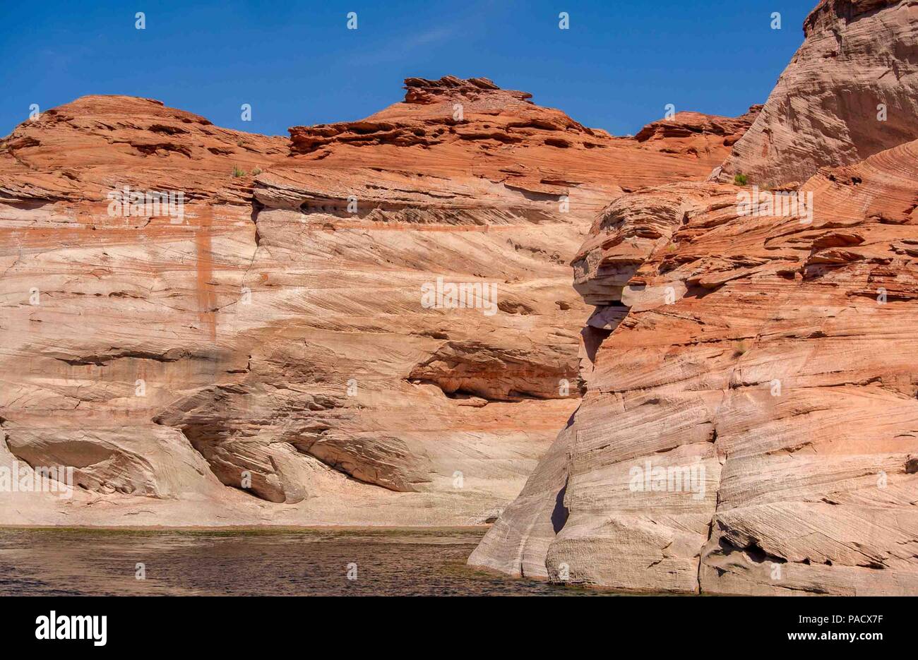Arizona, USA. 31st May, 2018. Bending and curving, colorful narrow ...