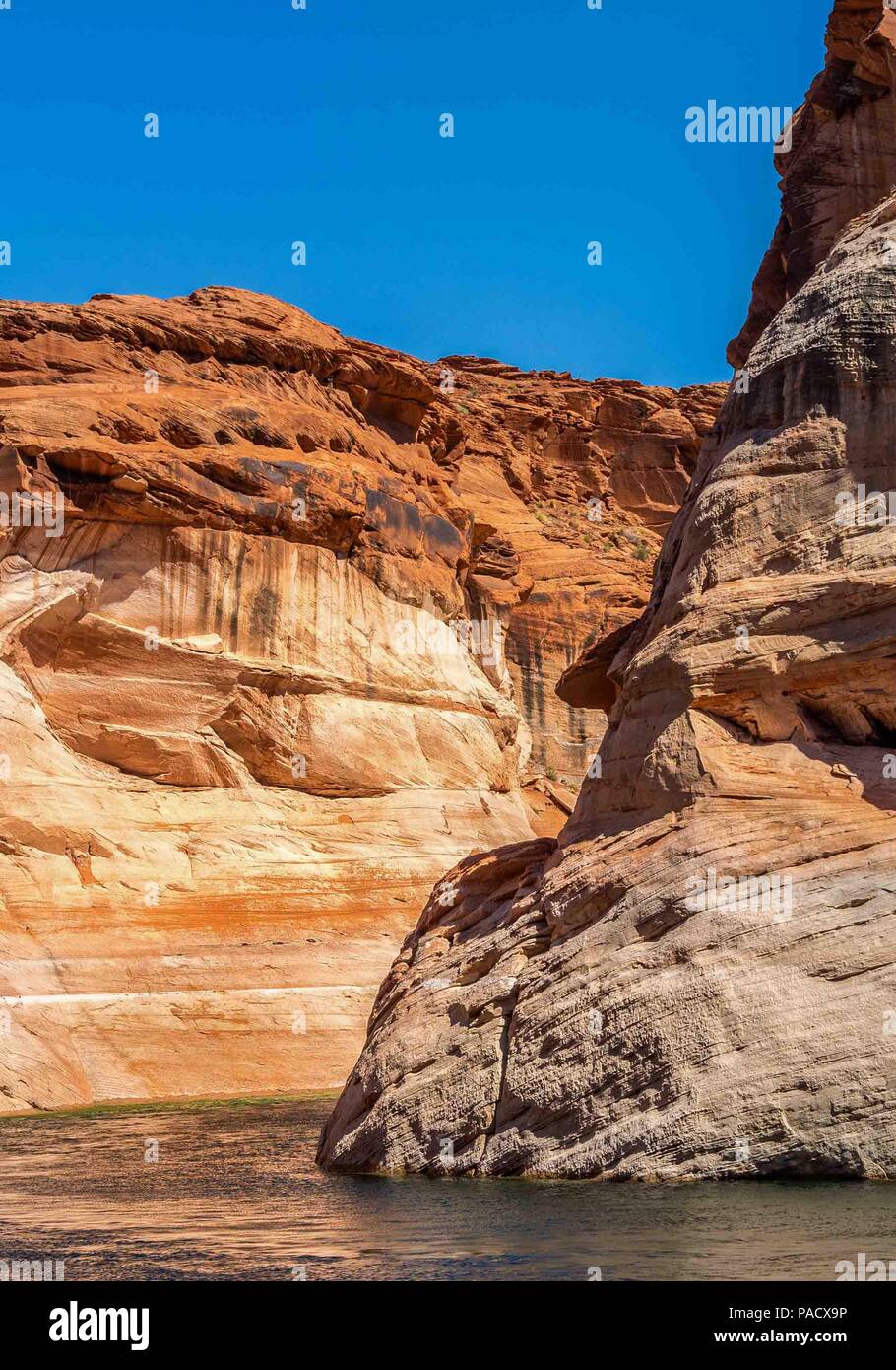 Arizona, USA. 31st May, 2018. Bending and curving, colorful narrow ...