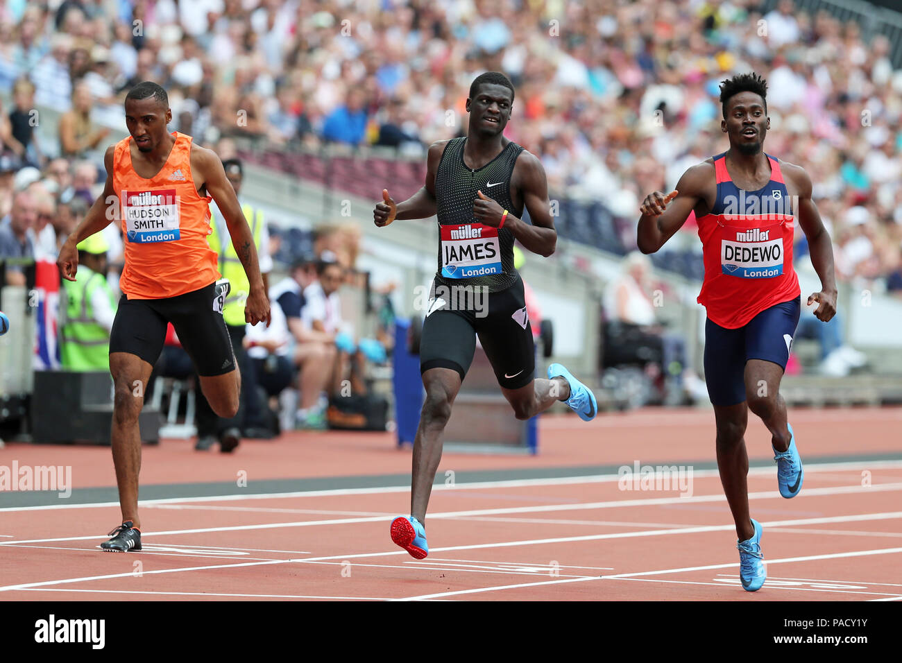 Finish 400 m men hi-res stock photography and images - Alamy