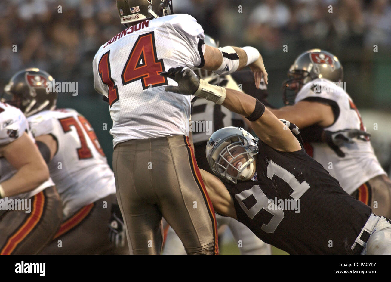 Oakland raiders tampa bay buccaneers football athlete hi-res stock ...