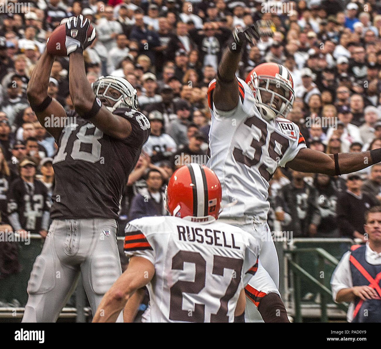 Oakland, California, USA. 1st Oct, 2006. Oakland Raiders wide receiver ...