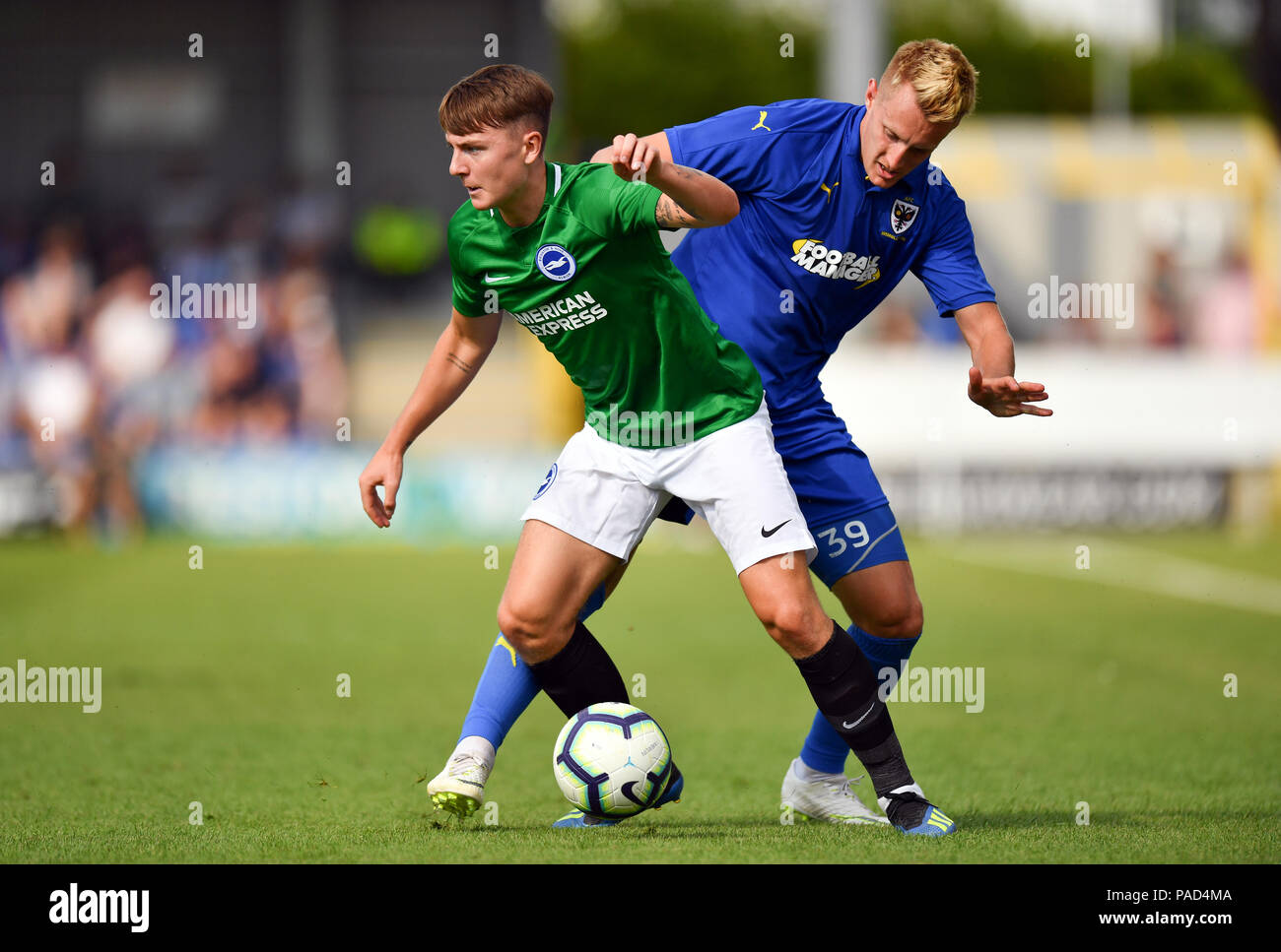 James tilley in action hi-res stock photography and images - Alamy