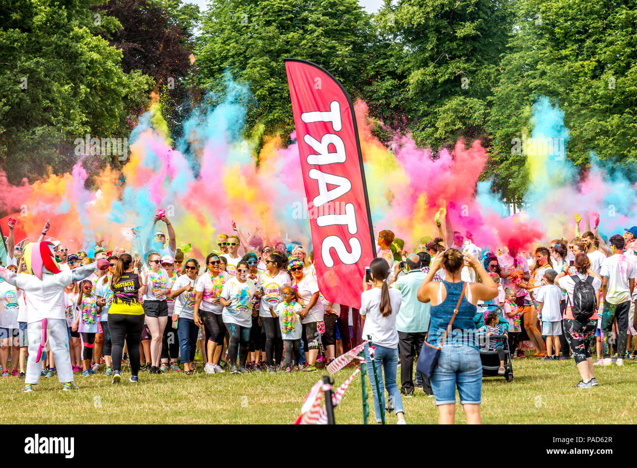 Money raising activity hi-res stock photography and images - Alamy